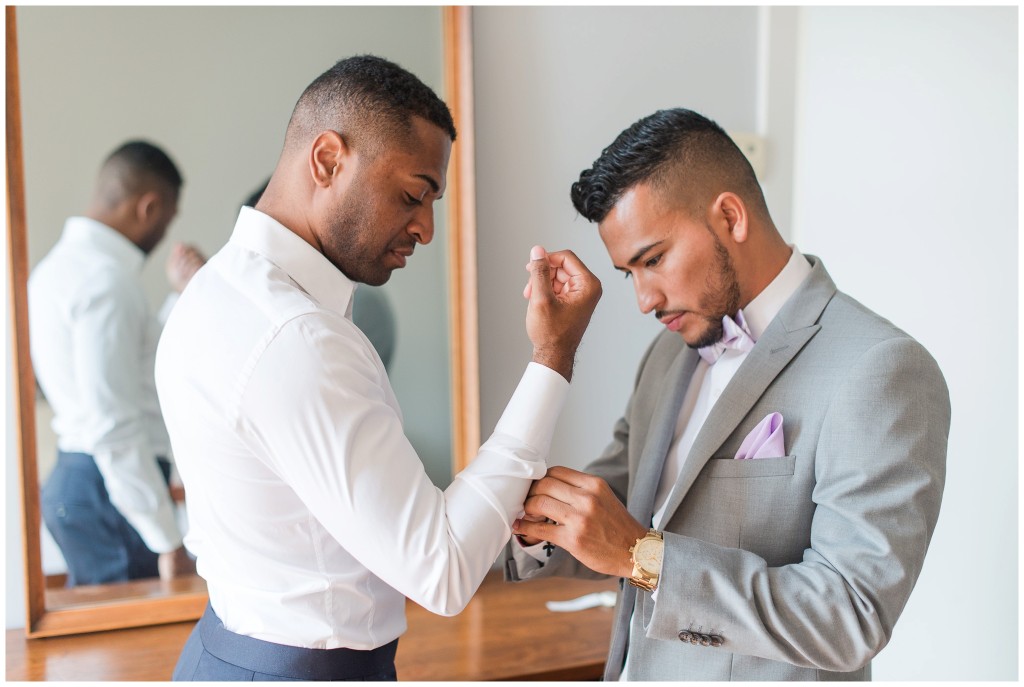 13 Wedding Prep Tips for the Groom and Groomsmen - Laura Lee Photography